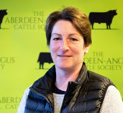 Wanda Hobbs's Instagram, Twitter & Facebook on IDCrawl